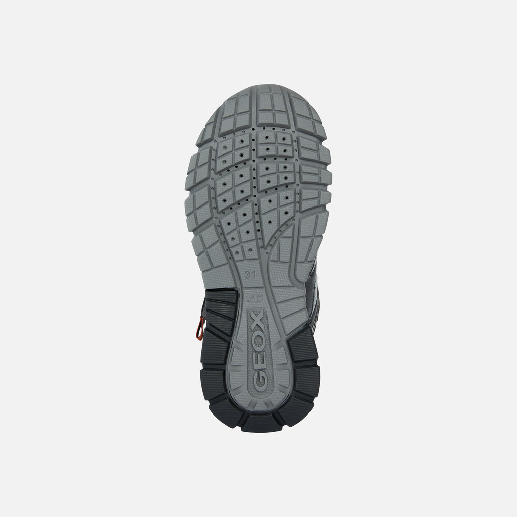 Geox® MONTRACK B ABX: Waterproof Shoes grey Kids | Geox®